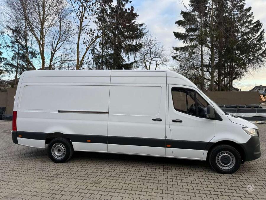 Balts Mercedes-Benz Sprinter 2023 Kauņa, ar dzinēja tilpumu 2.00 L un nobraukumu 550 tūkst. km par 16850 €, foto 2 vietnē AUTOMOTO.COM.LV