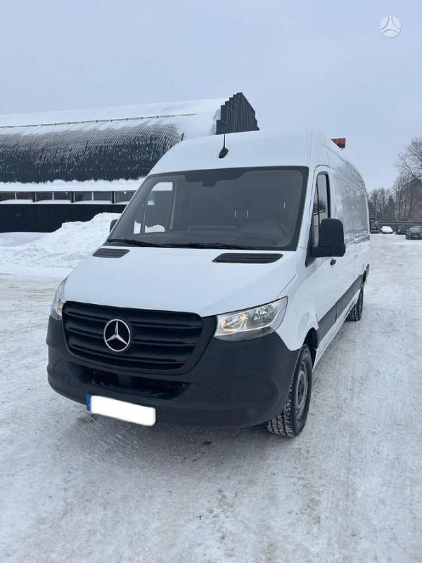 White Mercedes-Benz Sprinter 2023 in Kaunas, with an engine capacity of 2.00 L and mileage of 320 thousand km for 17650 €, photo 2 on AUTOMOTO.COM.LV