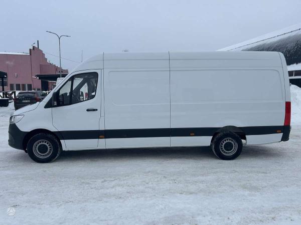 White Mercedes-Benz Sprinter 2023 in Kaunas, with an engine capacity of 2.00 L and mileage of 320 thousand km for 17650 €, photo 3 on AUTOMOTO.COM.LV