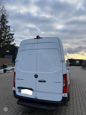 White Mercedes-Benz Sprinter 2023 in Kaunas, with an engine capacity of 2.00 L and mileage of 380 thousand km for 16200 €, photo 10 on AUTOMOTO.COM.LV