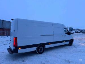 White Mercedes-Benz Sprinter 2023 in Kaunas, with an engine capacity of 2.00 L and mileage of 380 thousand km for 18900 €, photo 5 on AUTOMOTO.COM.LV