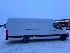 White Mercedes-Benz Sprinter 2023 in Kaunas, with an engine capacity of 2.00 L and mileage of 380 thousand km for 18900 €, photo 7 on AUTOMOTO.COM.LV