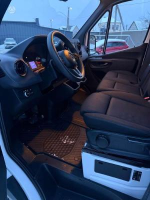 White Mercedes-Benz Sprinter 2023 in Kaunas, with an engine capacity of 2.00 L and mileage of 380 thousand km for 18900 €, photo 9 on AUTOMOTO.COM.LV