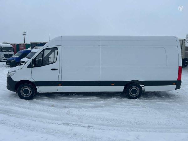 Balts Mercedes-Benz Sprinter 2023 Kauņa, ar dzinēja tilpumu 2.00 L un nobraukumu 198 tūkst. km par 16800 €, foto 2 vietnē AUTOMOTO.COM.LV