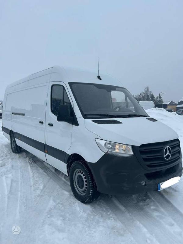 Balts Mercedes-Benz Sprinter 2023 Kauņa, ar dzinēja tilpumu 2.00 L un nobraukumu 198 tūkst. km par 16800 €, foto 4 vietnē AUTOMOTO.COM.LV