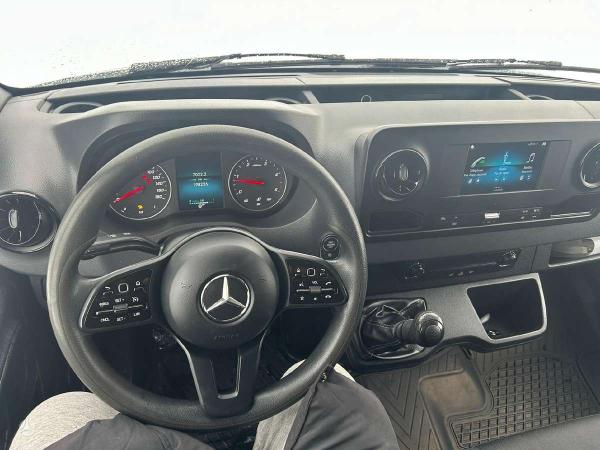 Balts Mercedes-Benz Sprinter 2023 Kauņa, ar dzinēja tilpumu 2.00 L un nobraukumu 198 tūkst. km par 16800 €, foto 7 vietnē AUTOMOTO.COM.LV