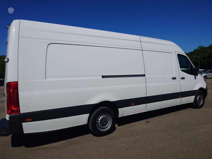 Balts Mercedes-Benz Sprinter 2023 Tauragė, ar dzinēja tilpumu 1.95 L un nobraukumu 240 tūkst. km par 21175 €, foto 6 vietnē AUTOMOTO.COM.LV
