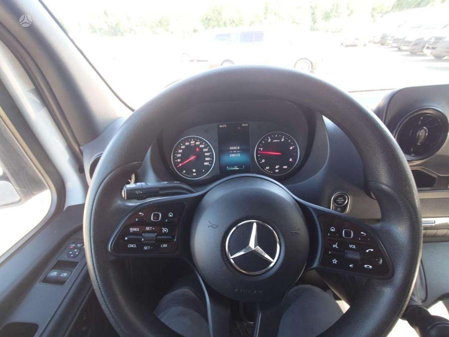 Balts Mercedes-Benz Sprinter 2023 Tauragė, ar dzinēja tilpumu 1.95 L un nobraukumu 240 tūkst. km par 21175 €, foto 12 vietnē AUTOMOTO.COM.LV