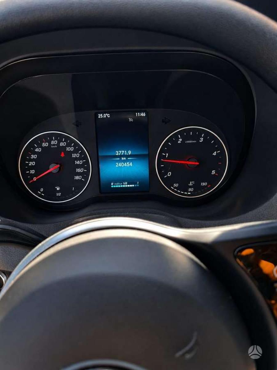 Balts Mercedes-Benz Sprinter 2023 Klaipėda, ar dzinēja tilpumu 0.00 L un nobraukumu 240 tūkst. km par 24900 €, foto 9 vietnē AUTOMOTO.COM.LV