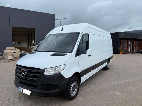 White Mercedes-Benz Sprinter 2023 in Kaunas, with an engine capacity of 2.00 L and mileage of 299 thousand km for 13980 €, photo 2 on AUTOMOTO.COM.LV
