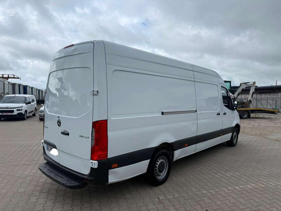 Balts Mercedes-Benz Sprinter 2023 Kauņa, ar dzinēja tilpumu 2.00 L un nobraukumu 299 tūkst. km par 13980 €, foto 7 vietnē AUTOMOTO.COM.LV
