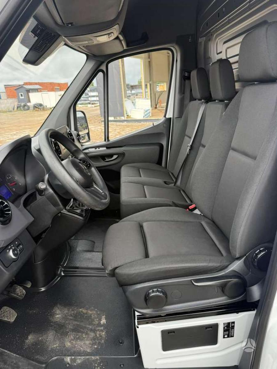 Balts Mercedes-Benz Sprinter 2023 Kauņa, ar dzinēja tilpumu 2.00 L un nobraukumu 299 tūkst. km par 13980 €, foto 12 vietnē AUTOMOTO.COM.LV