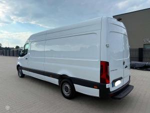 White Mercedes-Benz Sprinter 2023 in Kaunas, with an engine capacity of 2.00 L and mileage of 380 thousand km for 17500 €, photo 5 on AUTOMOTO.COM.LV