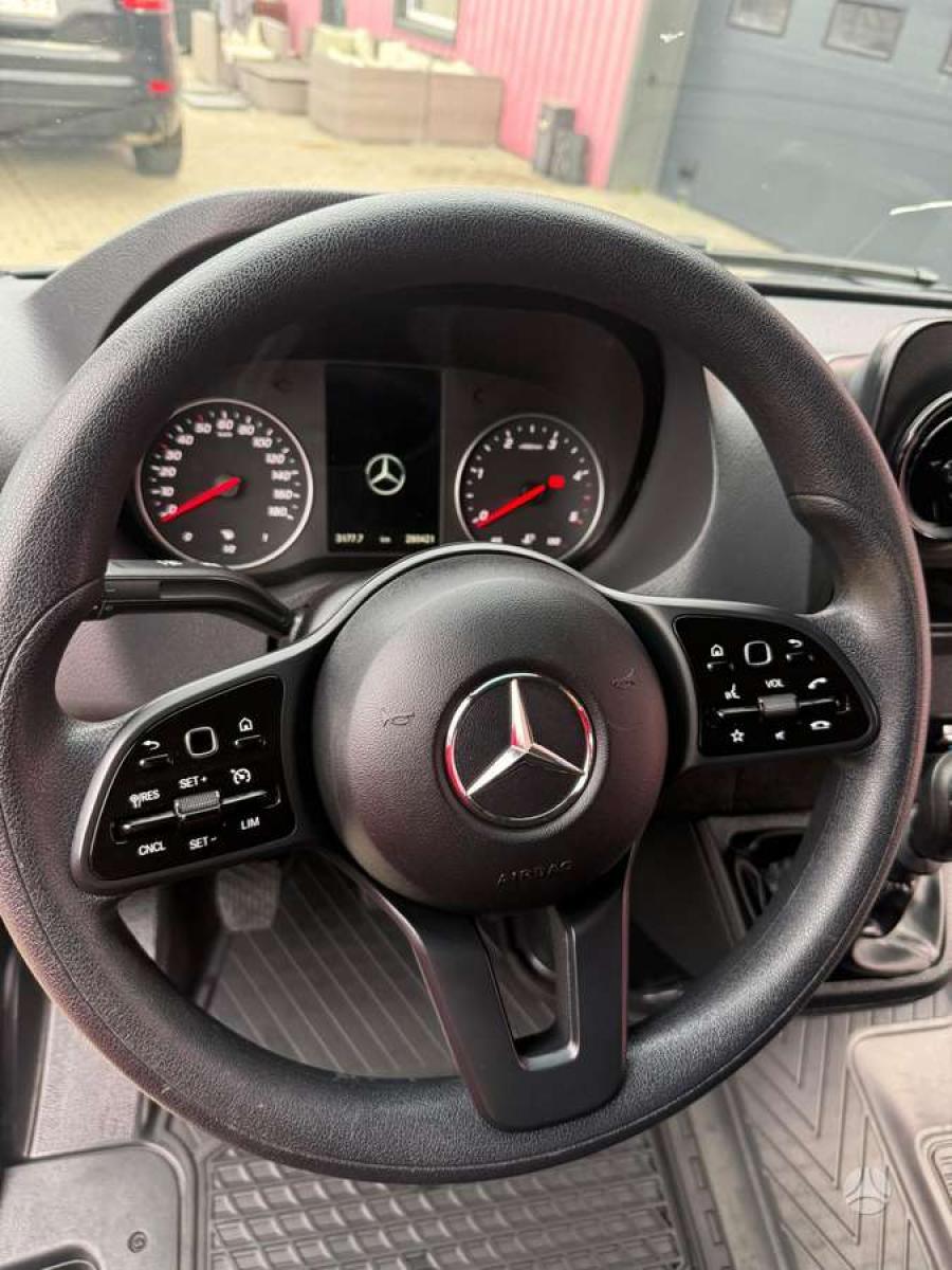 White Mercedes-Benz Sprinter 2023 in Kaunas, with an engine capacity of 2.00 L and mileage of 380 thousand km for 17500 €, photo 12 on AUTOMOTO.COM.LV