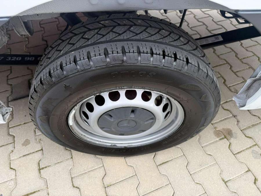 White Mercedes-Benz Sprinter 2023 in Kaunas, with an engine capacity of 2.00 L and mileage of 380 thousand km for 17500 €, photo 13 on AUTOMOTO.COM.LV