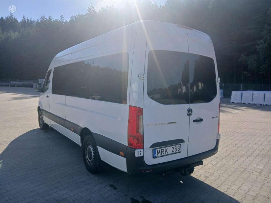 Balts Mercedes-Benz Sprinter 2023 Viļņa, ar dzinēja tilpumu 1.95 L un nobraukumu 439 tūkst. km par 27104 €, foto 5 vietnē AUTOMOTO.COM.LV