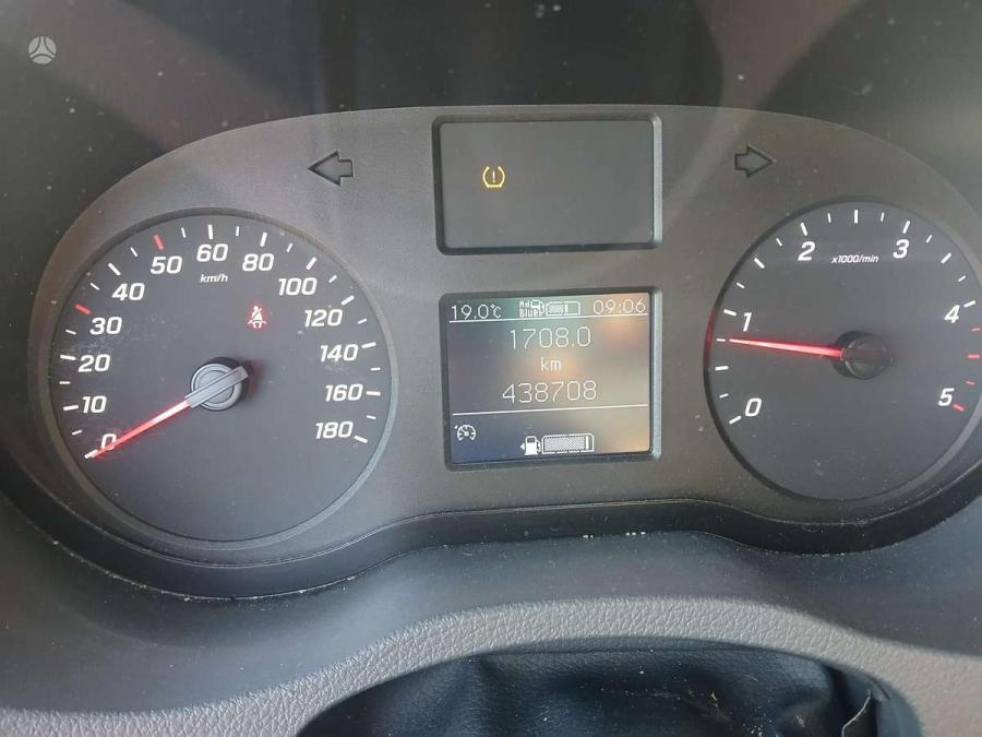 Balts Mercedes-Benz Sprinter 2023 Viļņa, ar dzinēja tilpumu 1.95 L un nobraukumu 439 tūkst. km par 27104 €, foto 13 vietnē AUTOMOTO.COM.LV