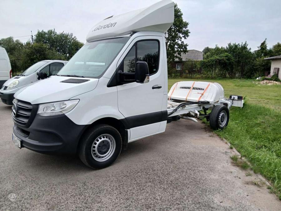 Balts Mercedes-Benz Sprinter 2023 Raseiniai, ar dzinēja tilpumu 2.00 L un nobraukumu 200 tūkst. km par 18500 €, foto 3 vietnē AUTOMOTO.COM.LV