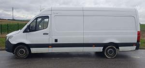 White Mercedes-Benz Sprinter 2023 in Taurage, with an engine capacity of 2.00 L and mileage of 207 thousand km for 16900 €, photo 5 on AUTOMOTO.COM.LV
