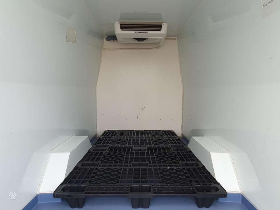 White Mercedes-Benz Sprinter 2023 in Taurage, with an engine capacity of 2.00 L and mileage of 207 thousand km for 16900 €, photo 17 on AUTOMOTO.COM.LV