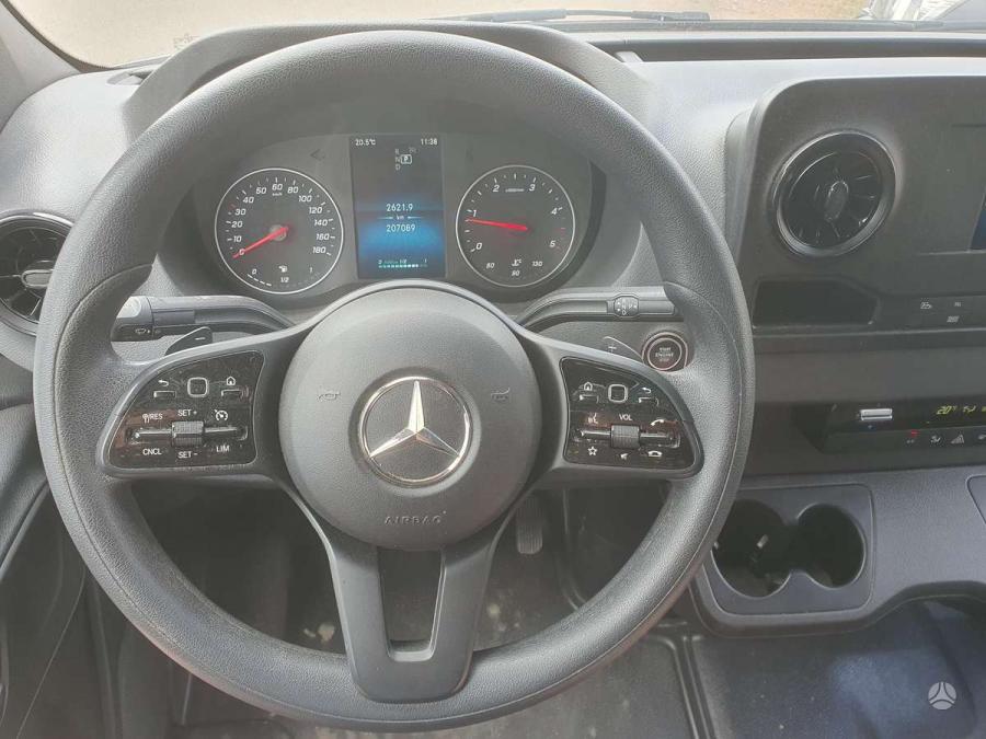 White Mercedes-Benz Sprinter 2023 in Taurage, with an engine capacity of 2.00 L and mileage of 207 thousand km for 16900 €, photo 36 on AUTOMOTO.COM.LV