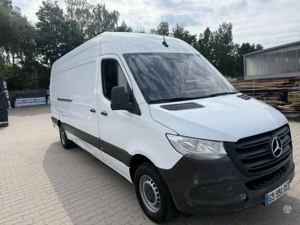 White Mercedes-Benz Sprinter 2023 in Kaunas, with an engine capacity of 2.00 L and mileage of 409 thousand km for 11980 €, photo 6 on AUTOMOTO.COM.LV