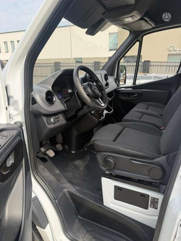 White Mercedes-Benz Sprinter 2023 in Kaunas, with an engine capacity of 2.00 L and mileage of 409 thousand km for 11980 €, photo 11 on AUTOMOTO.COM.LV