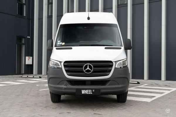 White Mercedes-Benz Sprinter 2023 in Vilnius, with an engine capacity of 1.95 L and mileage of 179 thousand km for 27950 €, photo 9 on AUTOMOTO.COM.LV