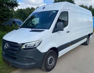 Balts Mercedes-Benz Sprinter 2024 Panevēža, ar dzinēja tilpumu 1.95 L un nobraukumu 400 tūkst. km par 16800 €, foto  vietnē AUTOMOTO.COM.LV