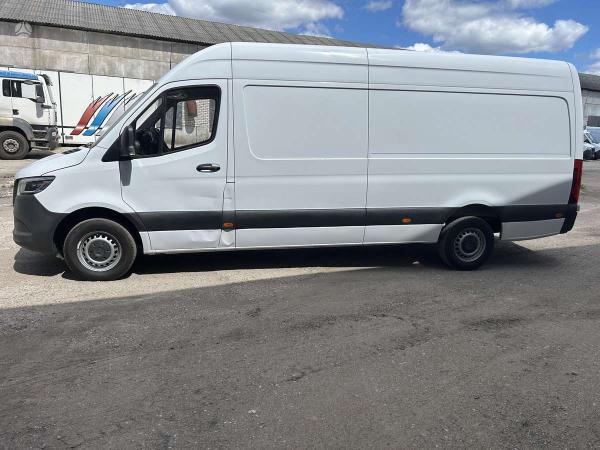 Balts Mercedes-Benz Sprinter 2024 Kauņa, ar dzinēja tilpumu 2.00 L un nobraukumu 240 tūkst. km par 17600 €, foto 3 vietnē AUTOMOTO.COM.LV
