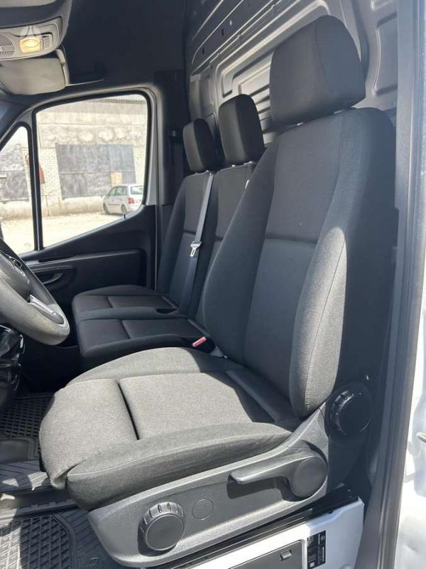 Balts Mercedes-Benz Sprinter 2024 Kauņa, ar dzinēja tilpumu 2.00 L un nobraukumu 240 tūkst. km par 17600 €, foto 9 vietnē AUTOMOTO.COM.LV