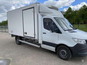 White Mercedes-Benz Sprinter 2024 in Kaunas, with an engine capacity of 2.29 L and mileage of 450 thousand km for 25500 €, photo 3 on AUTOMOTO.COM.LV