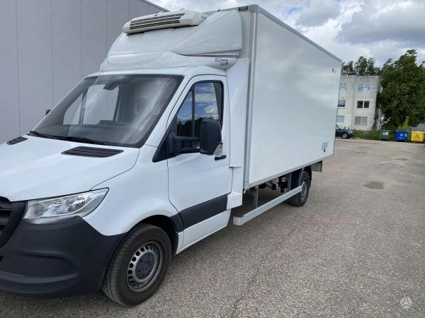 White Mercedes-Benz Sprinter 2024 in Kaunas, with an engine capacity of 2.29 L and mileage of 450 thousand km for 25500 €, photo 3 on AUTOMOTO.COM.LV
