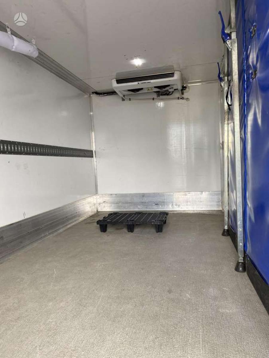 White Mercedes-Benz Sprinter 2024 in Kaunas, with an engine capacity of 2.29 L and mileage of 450 thousand km for 25500 €, photo 11 on AUTOMOTO.COM.LV