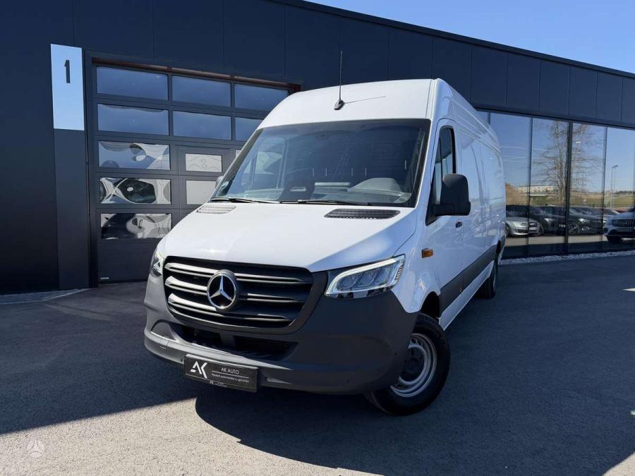White Mercedes-Benz Sprinter 2024 in Kaunas, with an engine capacity of 1.95 L and mileage of 30 thousand km for 39900 €, photo 4 on AUTOMOTO.COM.LV