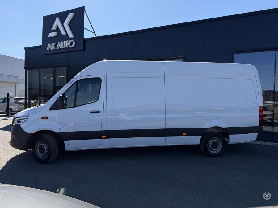 White Mercedes-Benz Sprinter 2024 in Kaunas, with an engine capacity of 1.95 L and mileage of 30 thousand km for 39900 €, photo 6 on AUTOMOTO.COM.LV