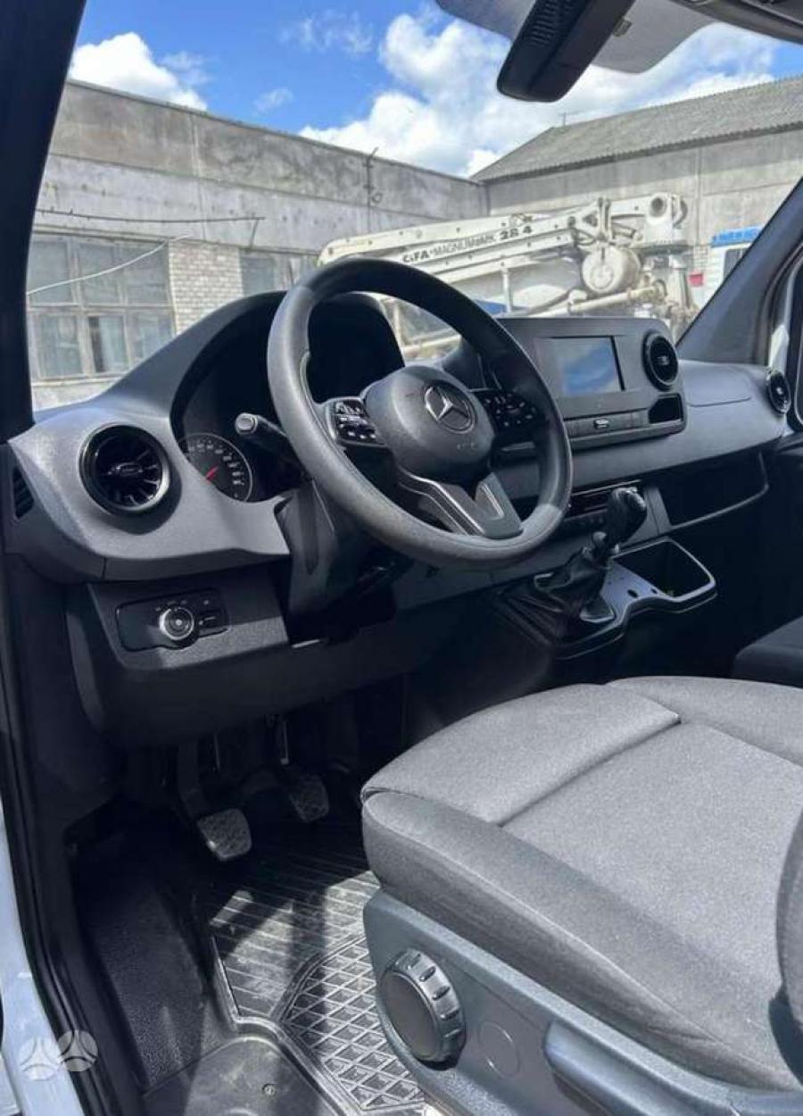 Balts Mercedes-Benz Sprinter 2024 Kauņa, ar dzinēja tilpumu 2.00 L un nobraukumu 240 tūkst. km par 15800 €, foto 4 vietnē AUTOMOTO.COM.LV