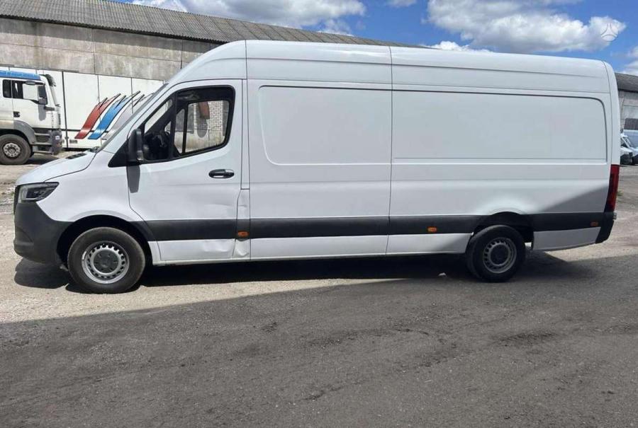Balts Mercedes-Benz Sprinter 2024 Kauņa, ar dzinēja tilpumu 2.00 L un nobraukumu 240 tūkst. km par 15800 €, foto 12 vietnē AUTOMOTO.COM.LV