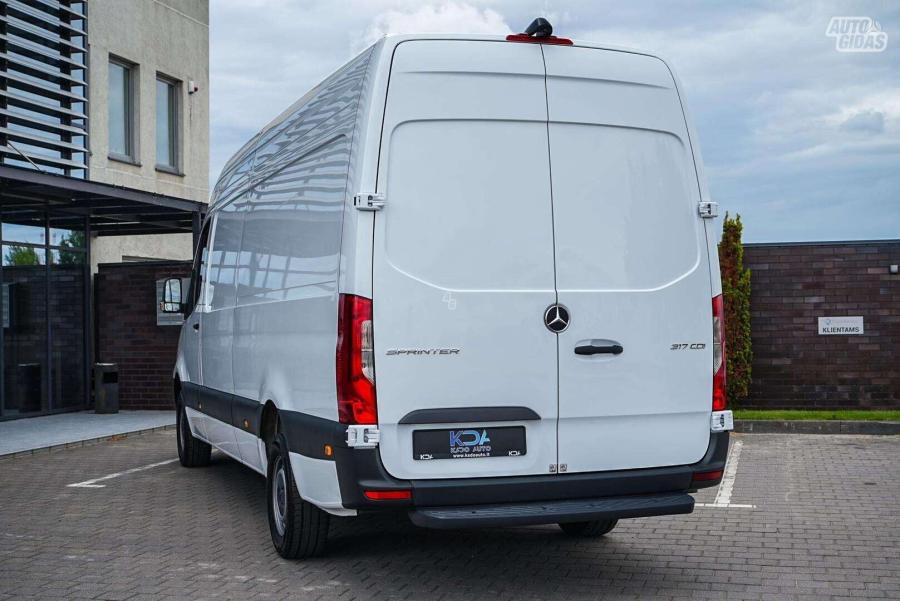 Balts Mercedes-Benz Sprinter 2025 Kauņa, ar dzinēja tilpumu 2.00 L un nobraukumu 215 tūkst. km par 30250 €, foto 9 vietnē AUTOMOTO.COM.LV