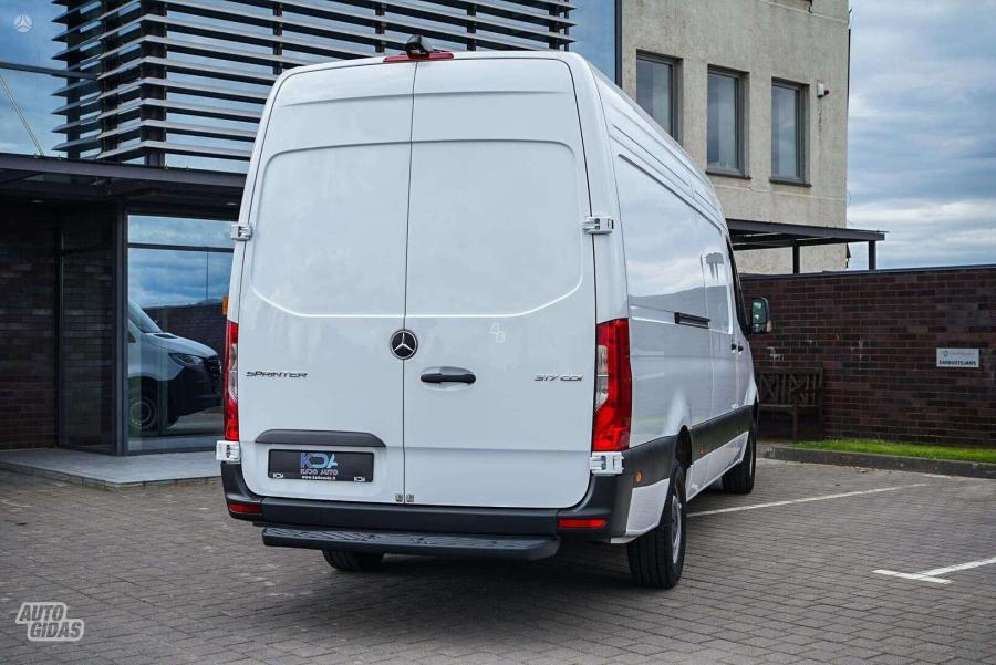 Balts Mercedes-Benz Sprinter 2025 Kauņa, ar dzinēja tilpumu 2.00 L un nobraukumu 215 tūkst. km par 30250 €, foto 11 vietnē AUTOMOTO.COM.LV