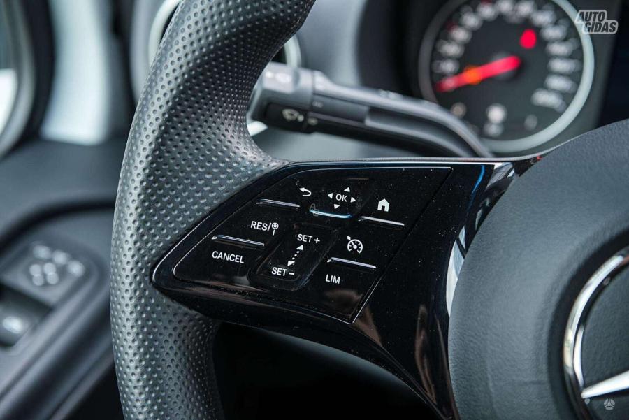 Balts Mercedes-Benz Sprinter 2025 Kauņa, ar dzinēja tilpumu 2.00 L un nobraukumu 215 tūkst. km par 30250 €, foto 32 vietnē AUTOMOTO.COM.LV