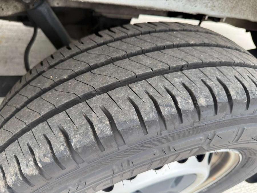 Balts Mercedes-Benz Sprinter 2025 Viļņa, ar dzinēja tilpumu 1.95 L un nobraukumu 119 tūkst. km par 37389 €, foto 15 vietnē AUTOMOTO.COM.LV