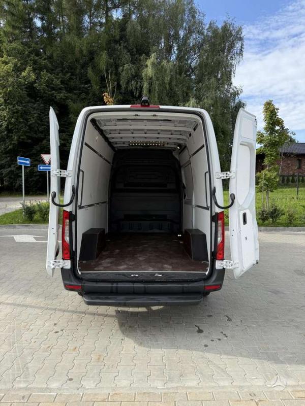 Balts Mercedes-Benz Sprinter 2025 Viļņa, ar dzinēja tilpumu 2.00 L un nobraukumu 7 tūkst. km par 41000 €, foto 10 vietnē AUTOMOTO.COM.LV