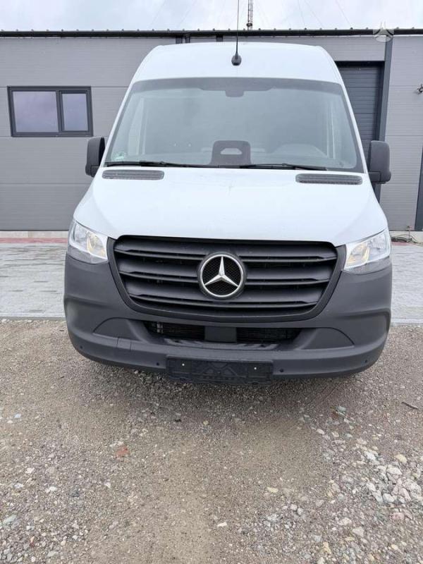 White Mercedes-Benz Sprinter 2025 in Kaunas, with an engine capacity of 1.95 L and mileage of 11 thousand km for 40900 €, photo 3 on AUTOMOTO.COM.LV