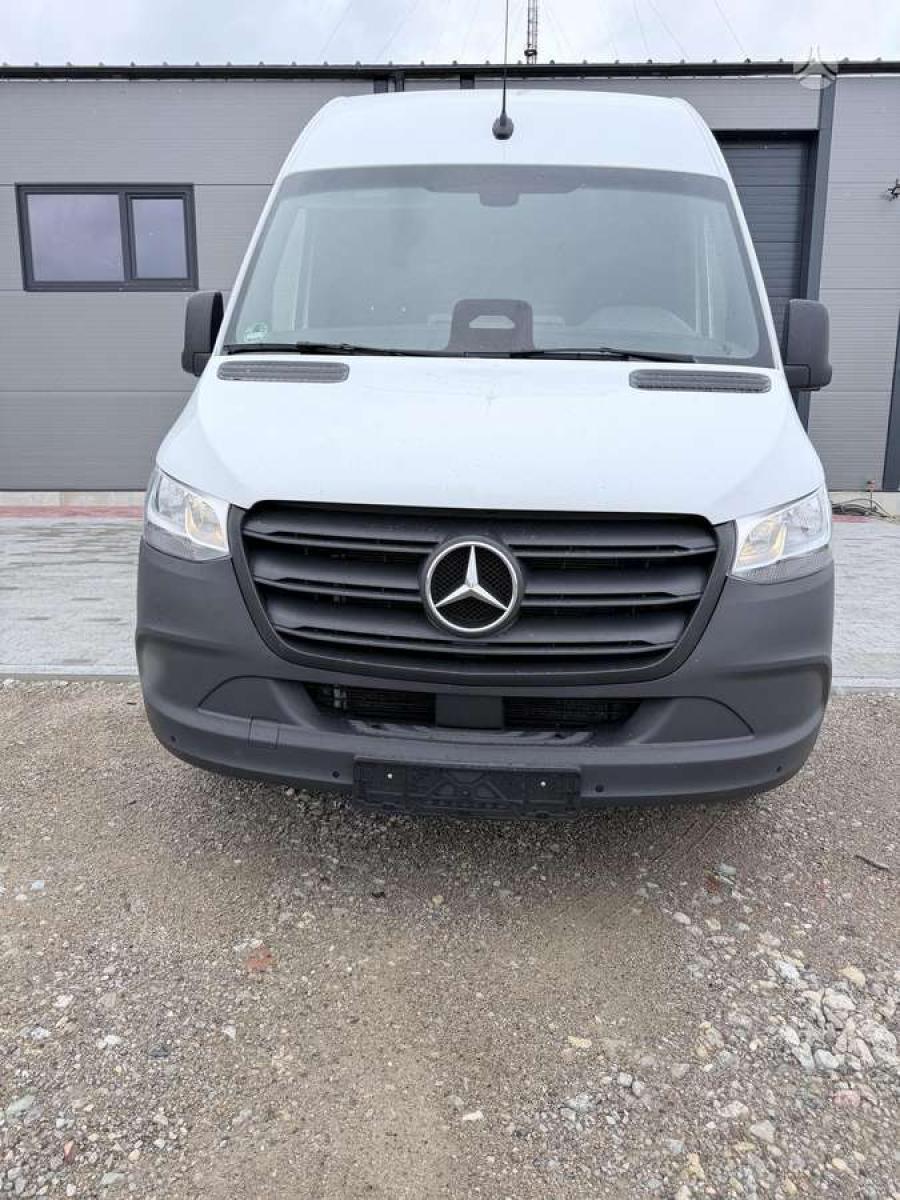 White Mercedes-Benz Sprinter 2025 in Kaunas, with an engine capacity of 1.95 L and mileage of 11 thousand km for 40900 €, photo 4 on AUTOMOTO.COM.LV