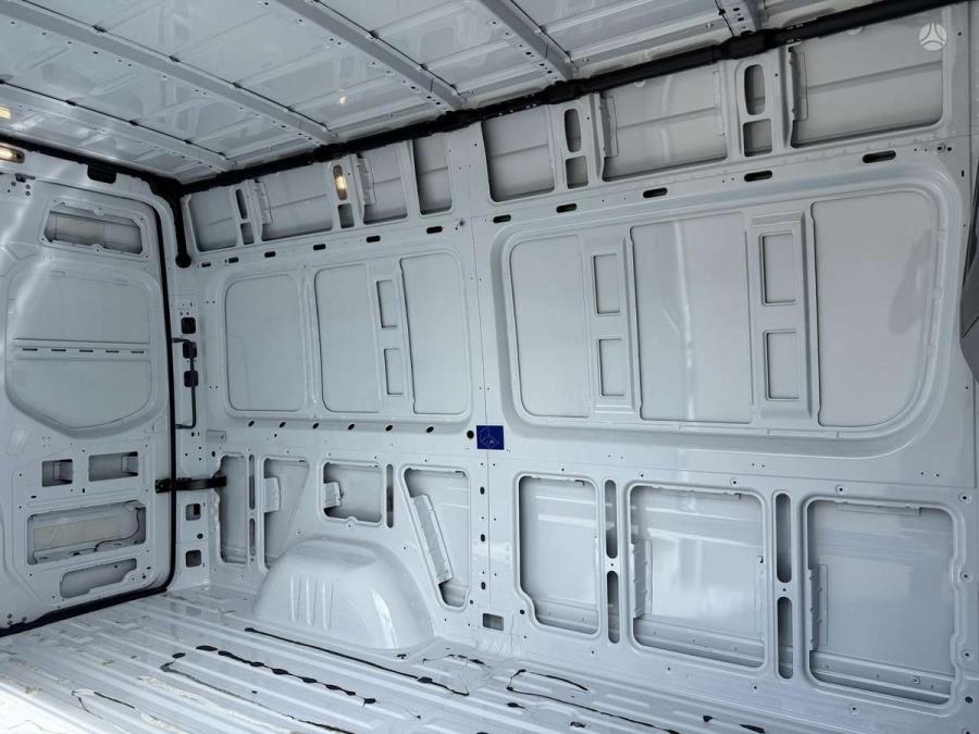 White Mercedes-Benz Sprinter 2025 in Kaunas, with an engine capacity of 1.95 L and mileage of 11 thousand km for 40900 €, photo 29 on AUTOMOTO.COM.LV