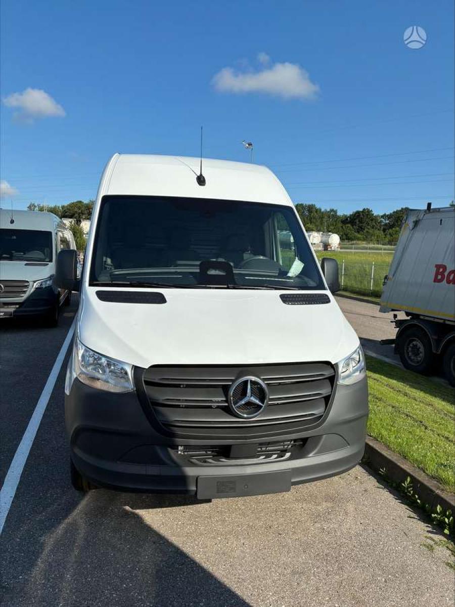 White Mercedes-Benz Sprinter 2026 in Kaunas, with an engine capacity of 1.95 L and mileage of 0 thousand km for 51324 €, photo 4 on AUTOMOTO.COM.LV