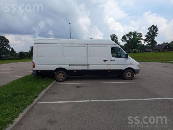 White Mercedes-Benz Sprinter 1997 in Balvi, with an engine capacity of 2.30 L and mileage of 400 thousand km for 2500 €, photo 7 on AUTOMOTO.COM.LV
