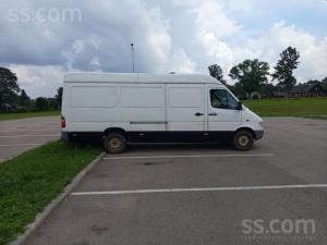 White Mercedes-Benz Sprinter 1997 in Balvi, with an engine capacity of 2.30 L and mileage of 400 thousand km for 2500 €, photo 8 on AUTOMOTO.COM.LV
