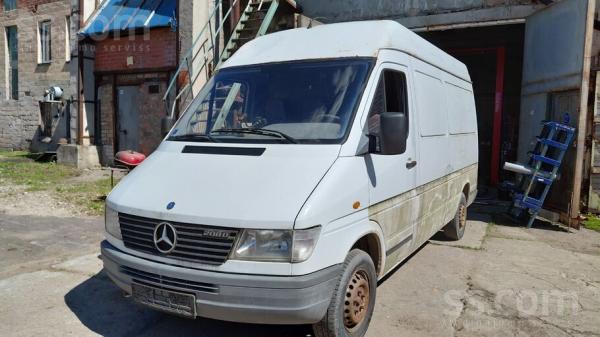 Balts Mercedes-Benz Sprinter 1997 Jelgava, ar dzinēja tilpumu 2.30 L un nobraukumu 347 tūkst. km par 1400 €, foto 2 vietnē AUTOMOTO.COM.LV